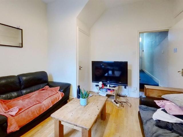 Dawlish Road, Birmingham, West Midlands B29, 6 bed shared accommodation to rent, £472 pcm | PrimeLocation