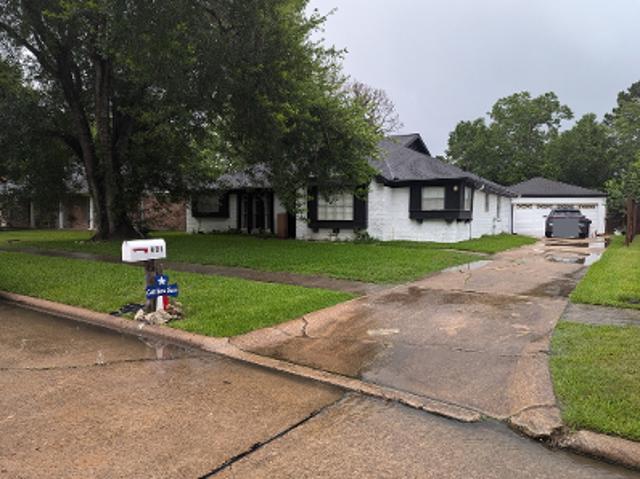 Dawn Hill Dr