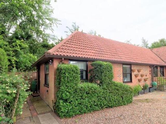 Daws Hill Lane, High Wycombe, 1 Bedroom Apartment