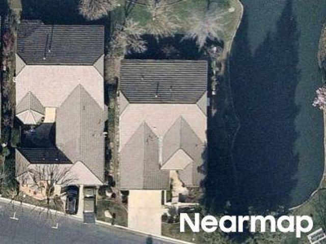 Dawson Cove Ln S