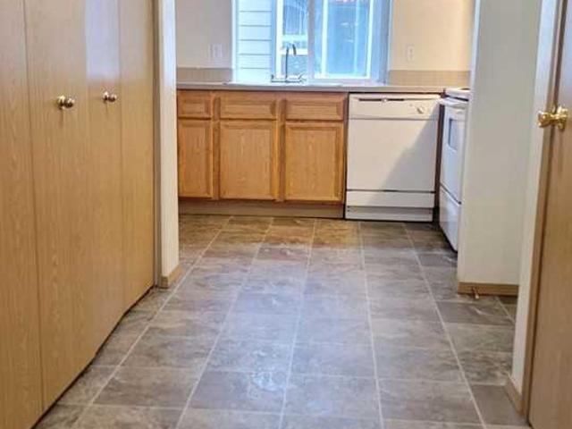 Dawson Village Apartments 2 Bedroom Apartment for Rent at 17366 Ne Halsey St, Gresham, OR 97230 Wilkes East
