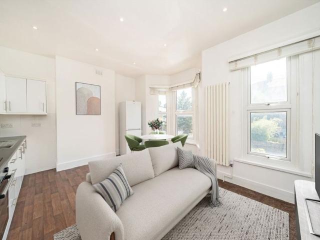 Dayton Grove, SE15, London