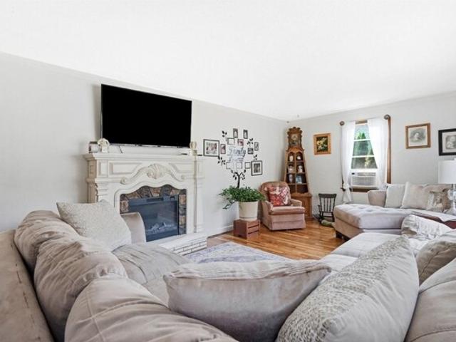 Day Ave, East Longmeadow, Home For Sale
