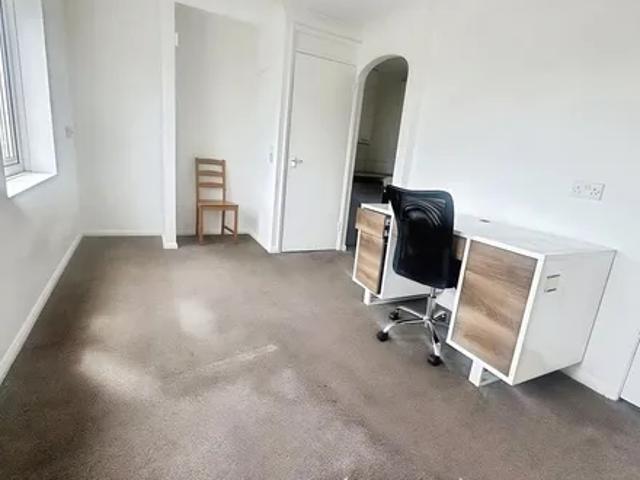 Day Surgery Unit DSU, 530 London Road, London, CR7 7YE, United Kingdom | 1 bed apartment for rent #166933838 | Rentberry
