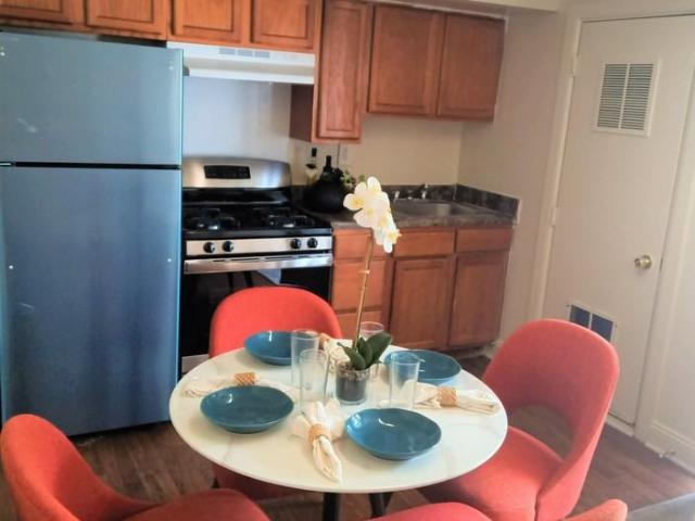 Day Village Townhomes 2 Bedroom Apartment for Rent at 511 Avondale Rd, Dundalk, MD 21222 Dundalk