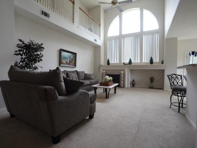 DB1 NW HOUSTON ROOM