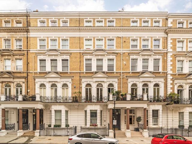 De Vere Gardens, Kensington W8, 2 bed flat to rent, £6,500 pcm | PrimeLocation