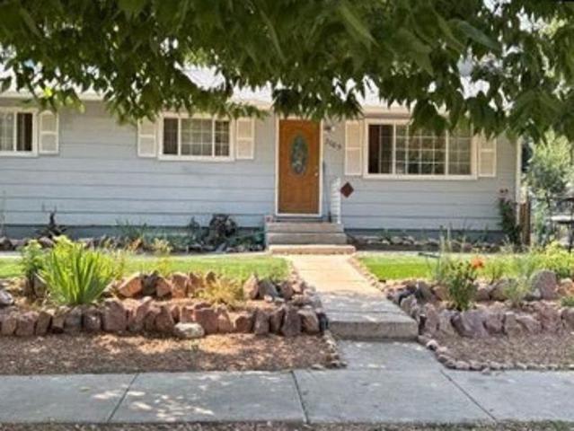 De Cortez St