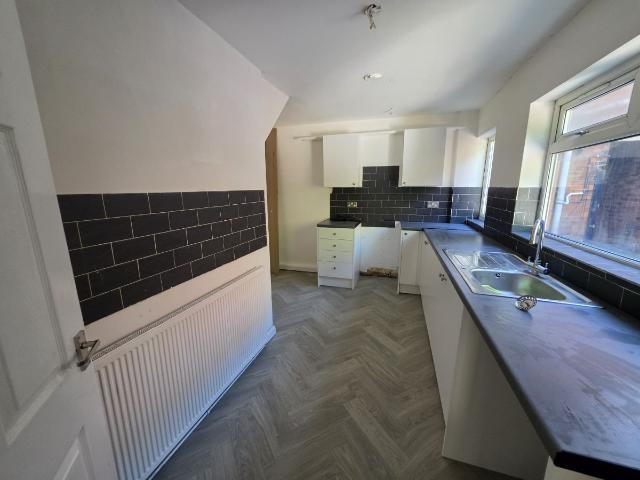 De Grey Street, Hull HU5, 2 bed flat to rent, £565 pcm | PrimeLocation