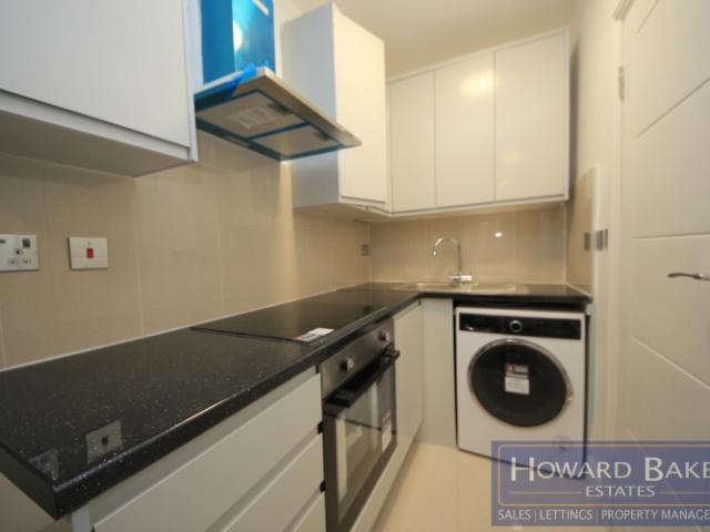 De Havilland Road, Edgware, HA8