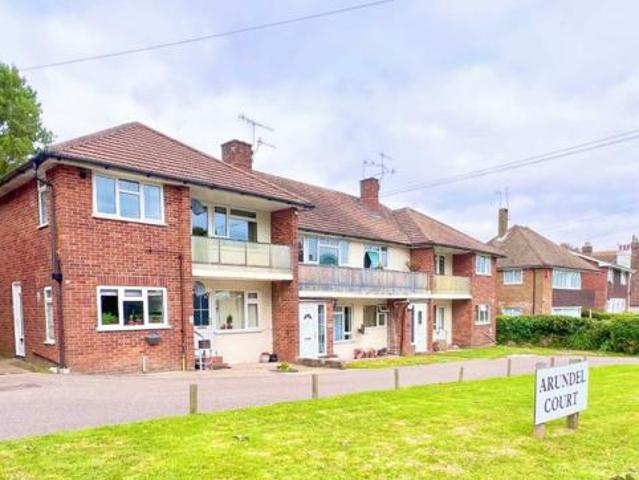 De La Warr Road, Bexhill On Sea, 2 Bedroom Flat
