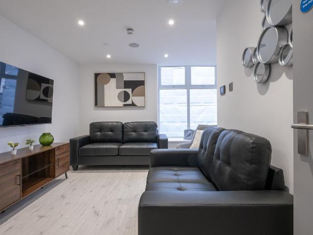 De La Beche Street, Swansea SA1, 6 bed shared accommodation to rent, £3,510 pcm | PrimeLocation