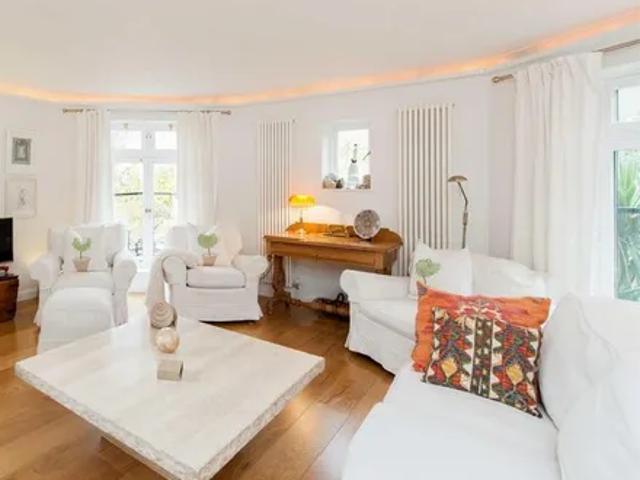 De Laszlo House, 3 7 Maresfield Gardens, London, NW3 5LA, United Kingdom | 2 bed apartment for rent #138593099 | Rentberry