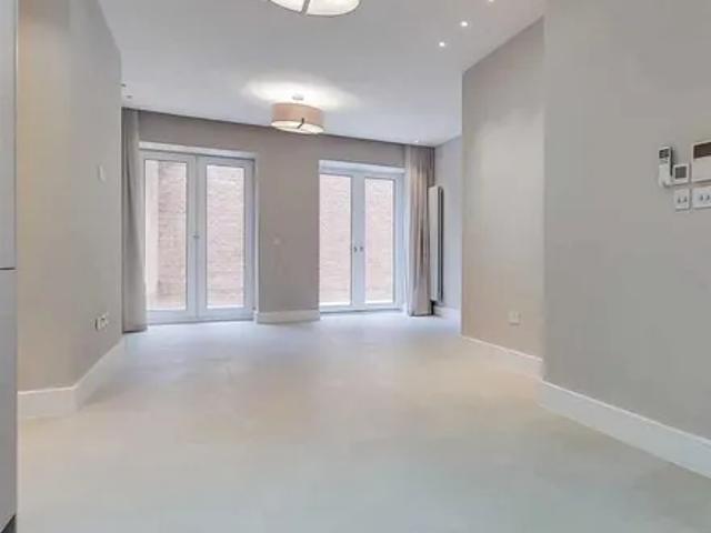 De Laszlo House, 3 7 Maresfield Gardens, London, NW3 5LA, United Kingdom | 3 bed apartment for rent #135674982 | Rentberry