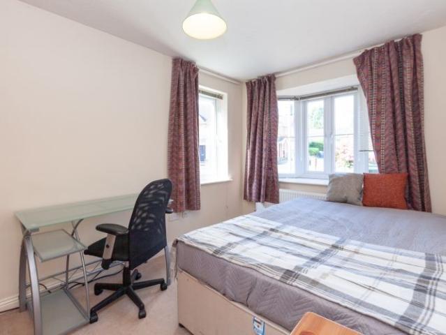 Demesne Furze, Headington OX3, Room to rent, £850 pcm | PrimeLocation