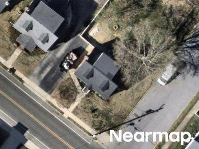 Democrat Rd