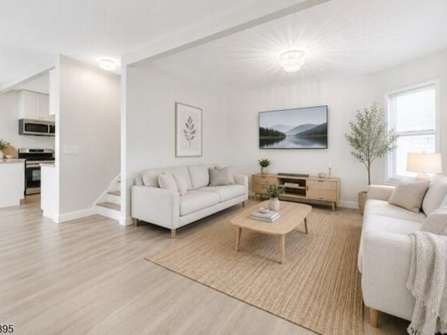 Demott Ave, Clifton, Home For Sale
