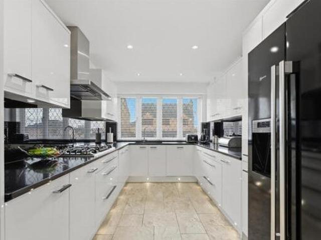 Dempsey Drive, Rothwell, 3 Bedroom Detached