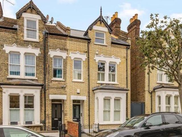 Dempster Road, 2 Bedroom Flat