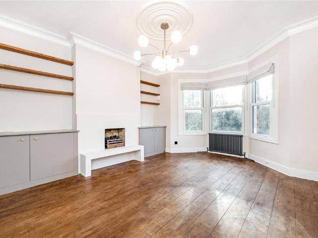 Denton Road, Crouch End, London 3 bed maisonette to rent £3,500 pcm £808 pw