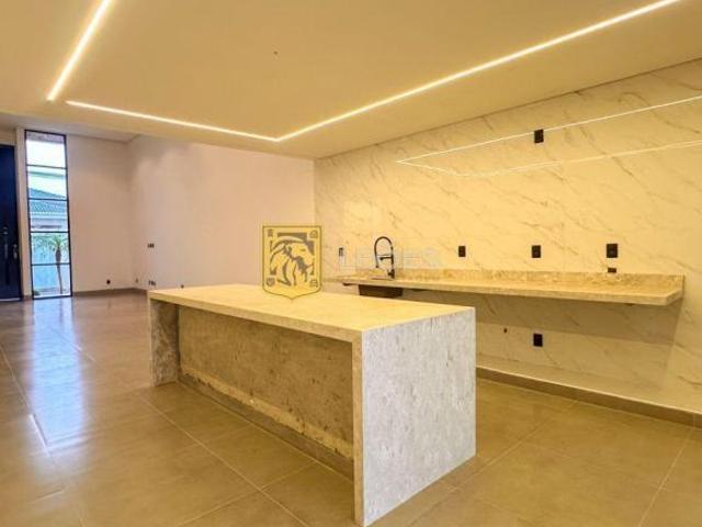 DENTRO DE CONDOMINIO ARNIQUEIRA PISCINA CHURRASQUEIRA MARCENARIA ARMARIOS PLANEJADOS