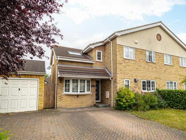 Denver Drive, Basildon, 4 Bedroom Semi detached