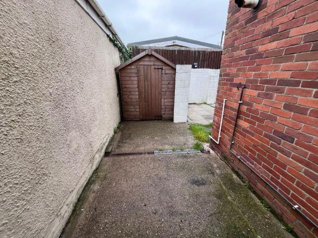 Denver Road, Fforestfach, Swansea, SA5 4DA