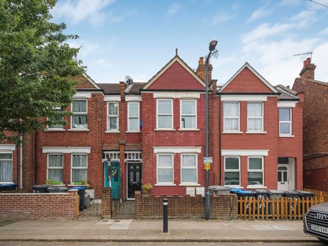 Denzil Road, Willesden Green NW10, 2 bed flat to rent, £2,000 pcm | PrimeLocation