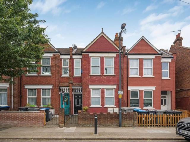 Denzil Road, London NW10 2 bed flat to rent £1,998 pcm £461 pw