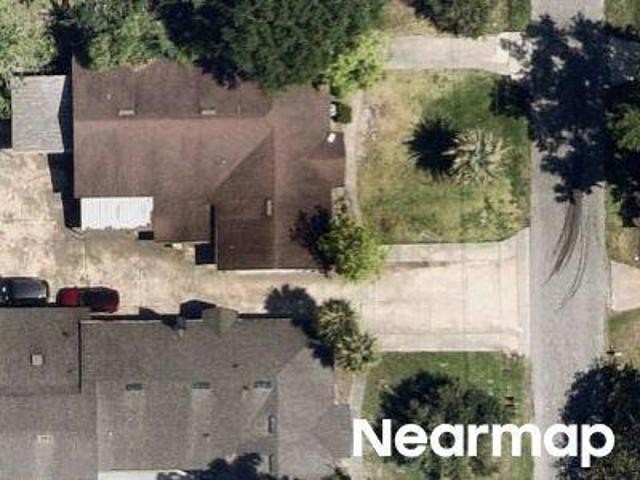 Denaud St
