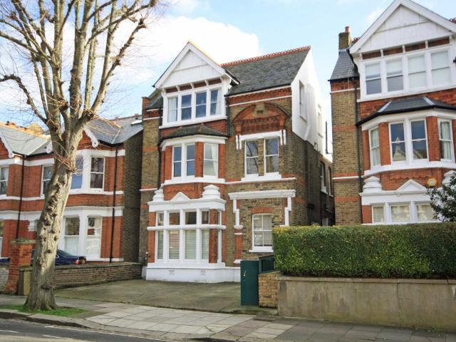 Denbigh Road, West Ealing W13, 3 bed flat to rent, £2,900 pcm | PrimeLocation