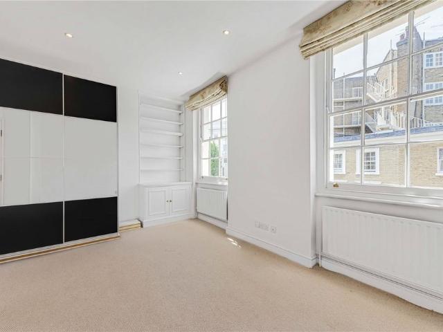 Denbigh Street, SW1V, London
