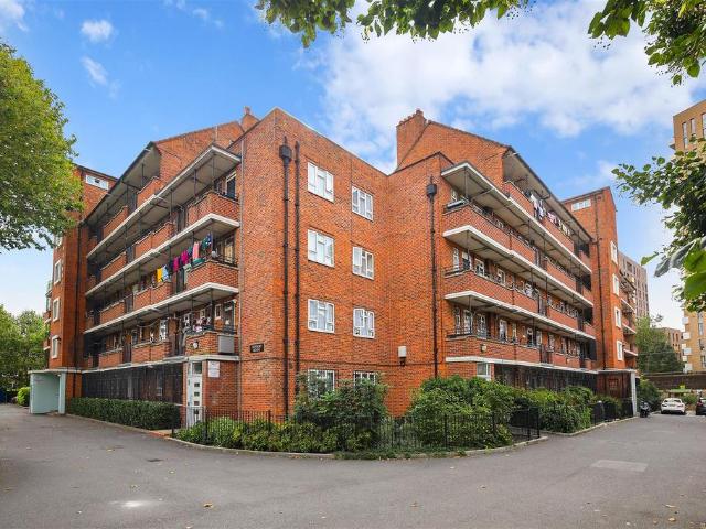 Denbury House, Bromley By Bow, E3 Studio to rent £1,550 pcm £358 pw
