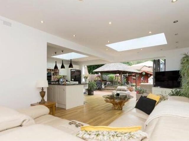 Dene Avenue, Sidcup, 4 Bedroom Semi detached