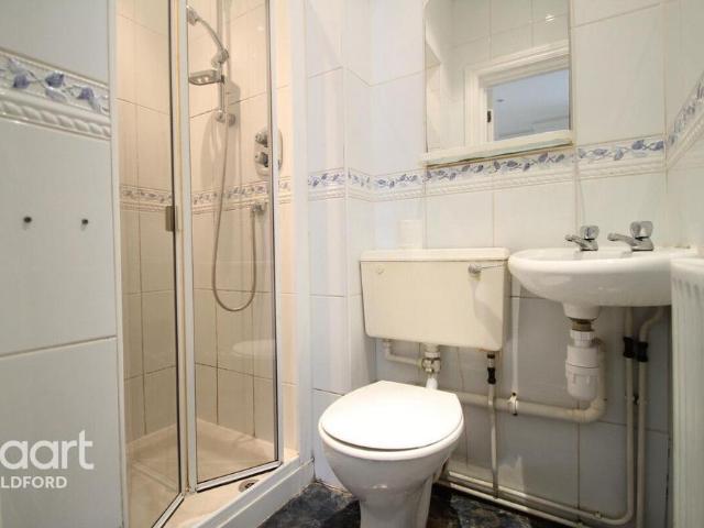 Dene Road, Guildford 1 bed flat to rent £1,150 pcm £265 pw