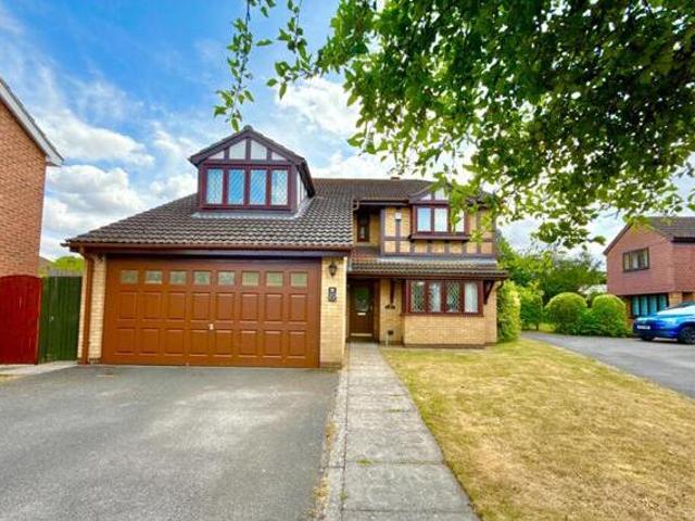 Denefield, Skellingthorpe, 5 Bedroom Detached