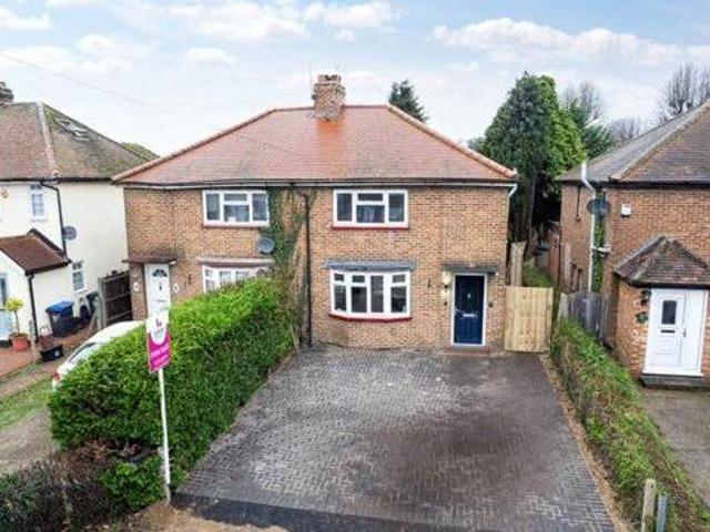 Denham Close, Denham, 3 Bedroom Semi detached