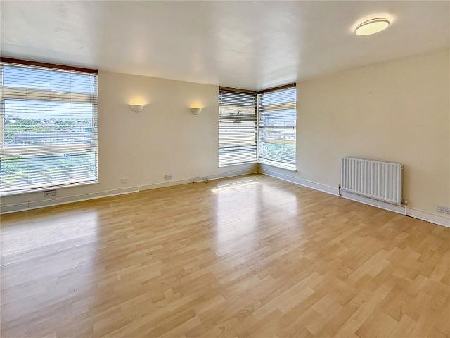 Denham Lodge, Oxford Road, Denham, Uxbridge, Buckinghamshire UB9, 2 bed flat to rent, £1,400 pcm | PrimeLocation