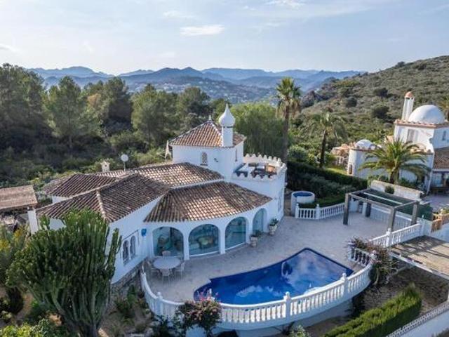 Denia, Alicante, 4 Bedroom House