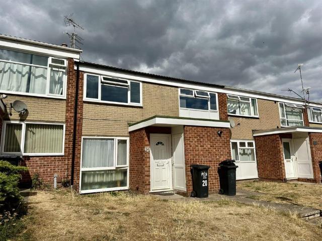 Denis Close, Leicester LE3, 2 bed maisonette to rent, £975 pcm | PrimeLocation