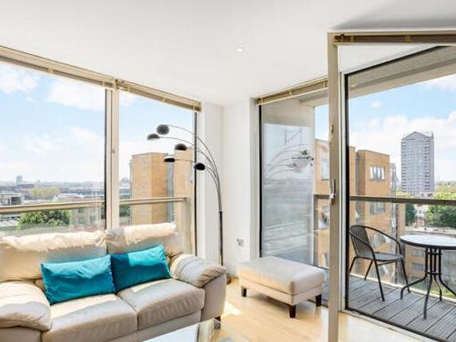 Denison House, Lanterns Way,3 Bedroom Flat
