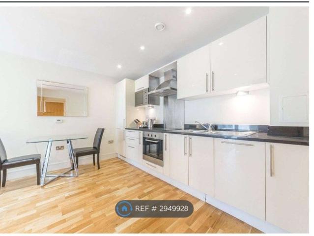 Denison House, London E14, 1 bed flat to rent, £2,199 pcm | PrimeLocation