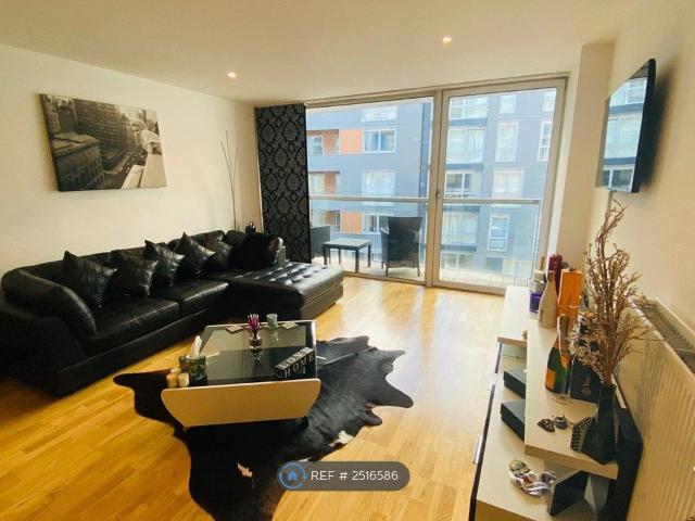 Denison House, London E14, 1 bed flat to rent, £2,250 pcm | PrimeLocation