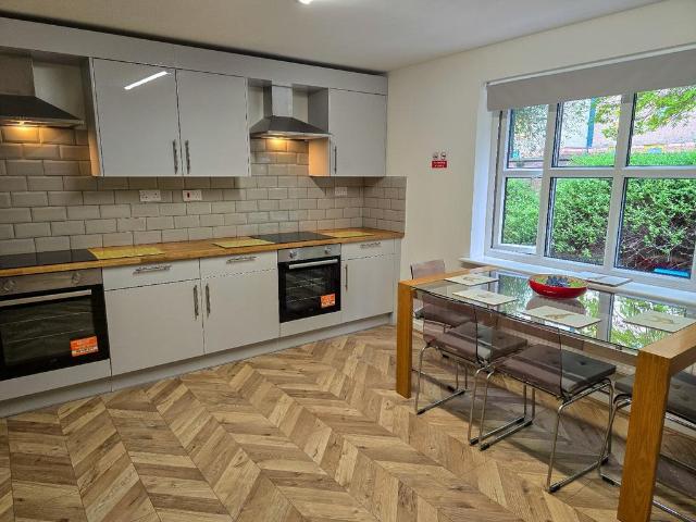 Denison Street, Nottingham NG7 12 bed terraced house to rent £6,760 pcm £1,560 pw