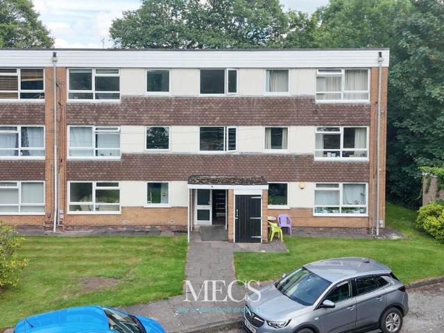 Denise Drive, Harborne, Birmingham. 2 bed flat to rent £1,000 pcm £231 pw