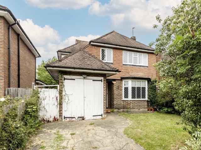 Denleigh Gardens, Thames Ditton KT7, 4 bed detached house to rent, £3,250 pcm | PrimeLocation