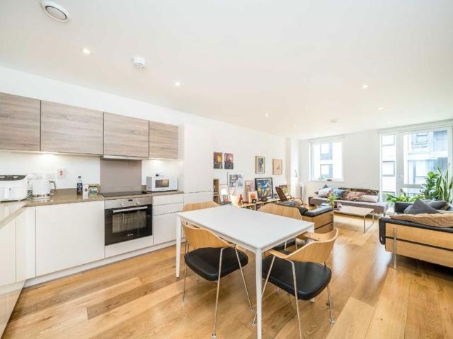 Denman Avenue, UB2, London