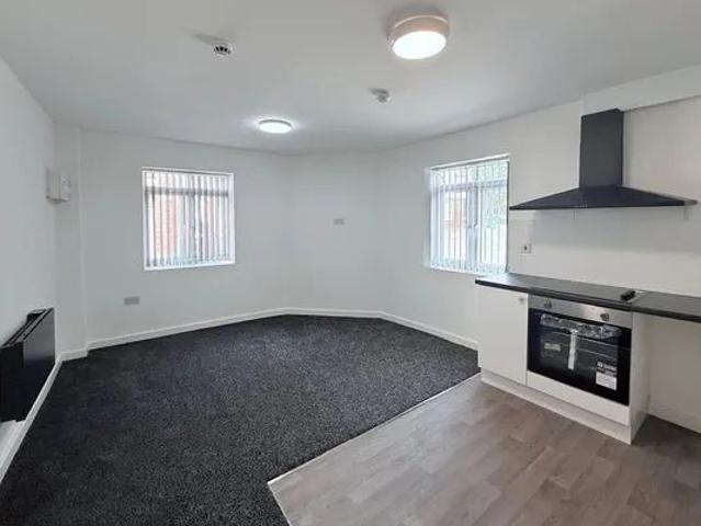 Denman Street Central, Nottingham, NG7, Property for rent