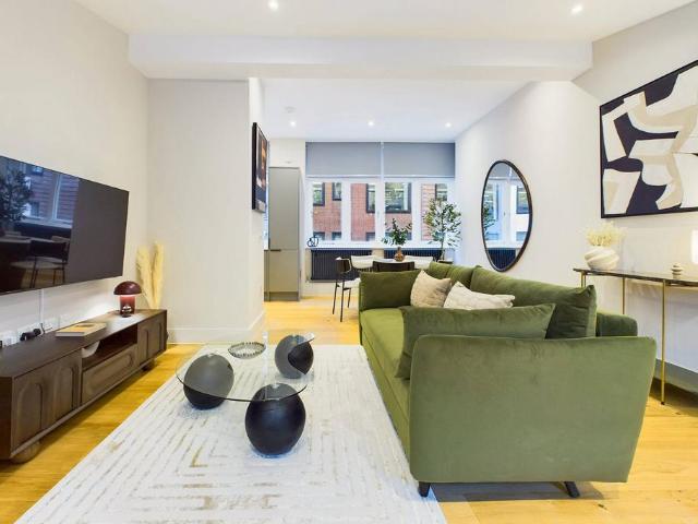 Denman Street, London W1D 1 bed serviced apartment to rent £8,190 pcm £1,890 pw