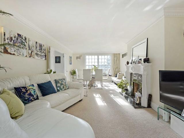 Denmark Avenue, Wimbledon, SW19, London